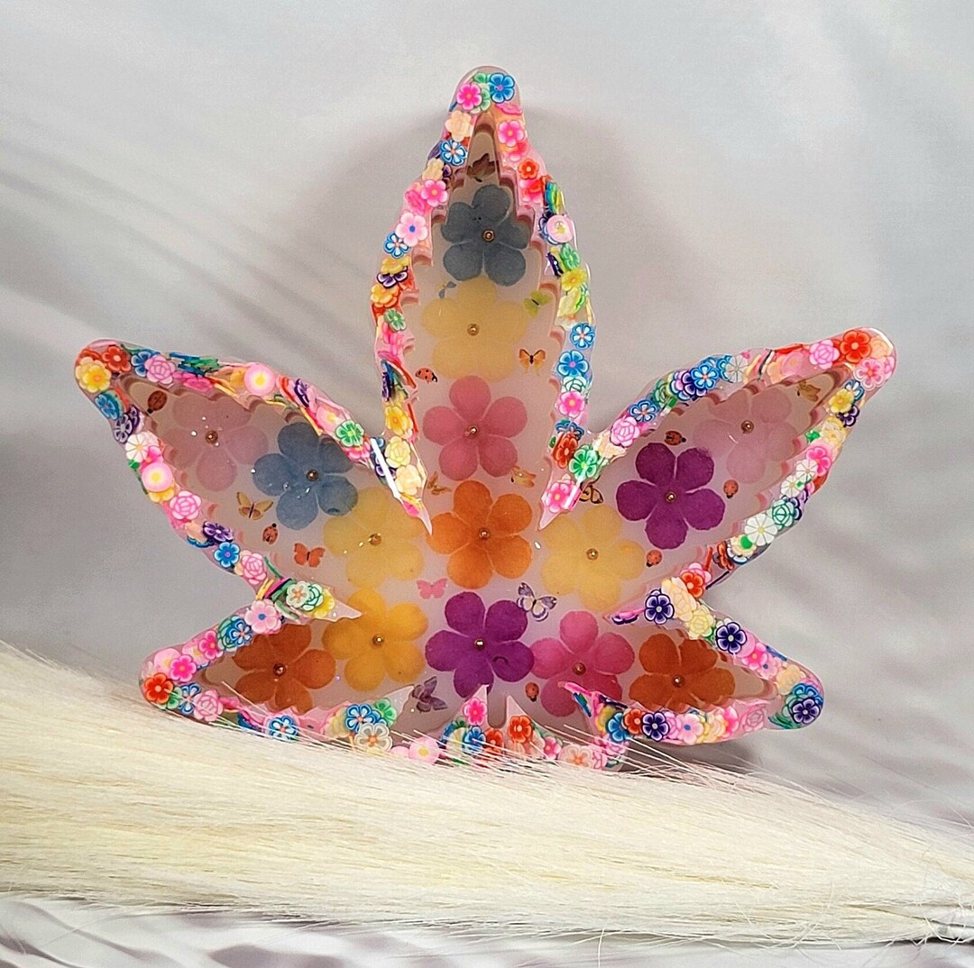 Field of Spring Flowers Trinket Tray, Handcrafted Resin Beauty, Vibrant ...
