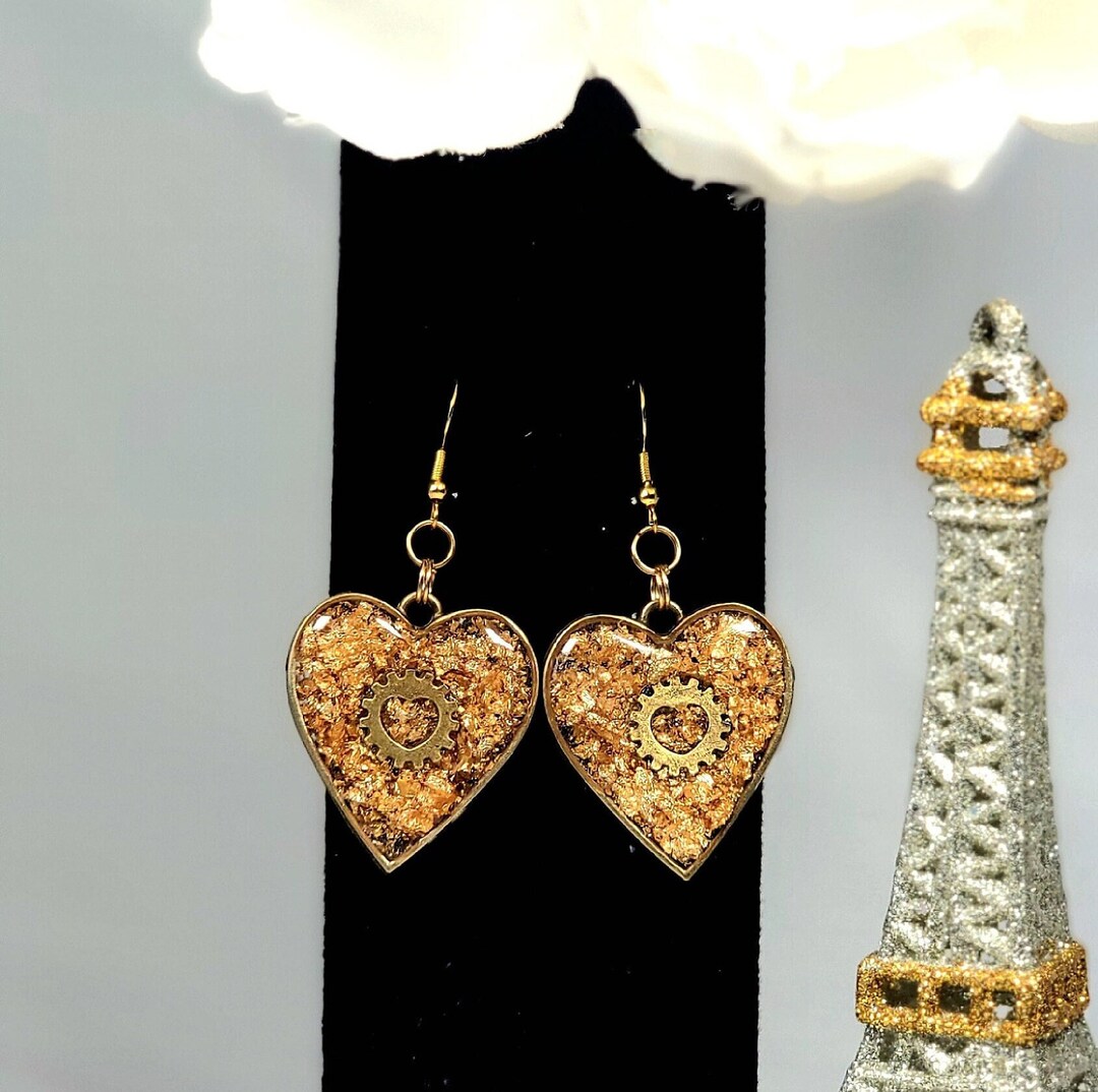 Vintage Style Steampunk Earring, Heart-shaped Cog With Retro Twist ...