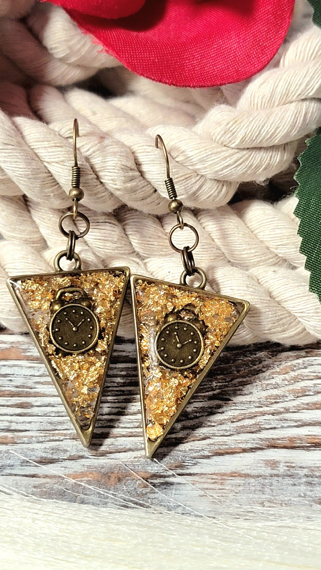 Retro-futuristic Steampunk Fashion Earrings, Unique Miniature Clock ...