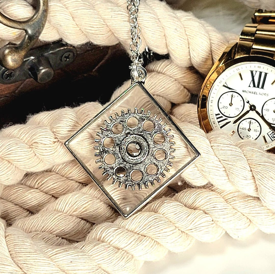 Resin-sealed Gear Jewelry, Fusion Art & Technology Necklace ...