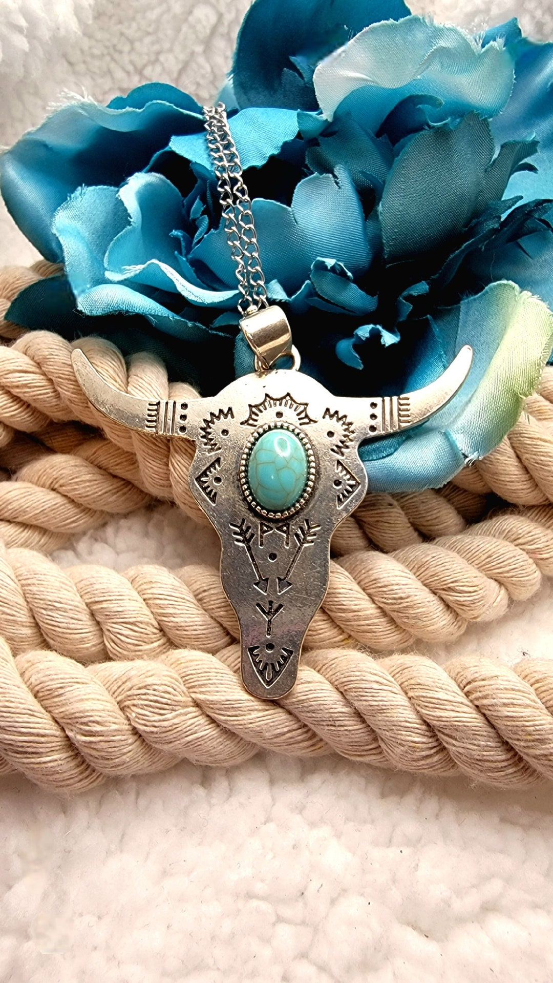 Bull Symbol of Courage & Resilience Southwestern Flair With - Etsy