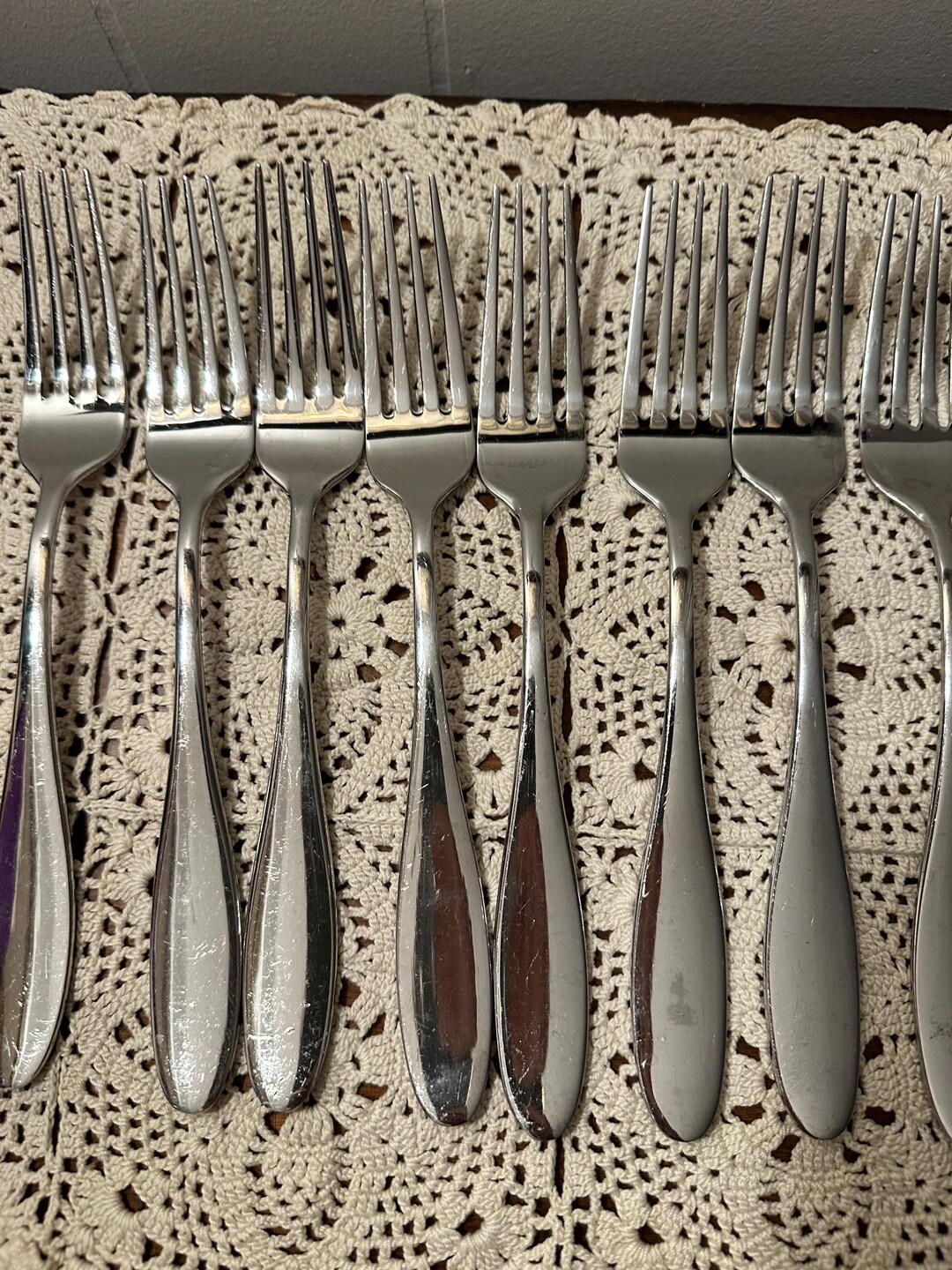 10 Pieces Mikasa Hamilton Stainless 18/10 Flatware Silverware Dinner ...