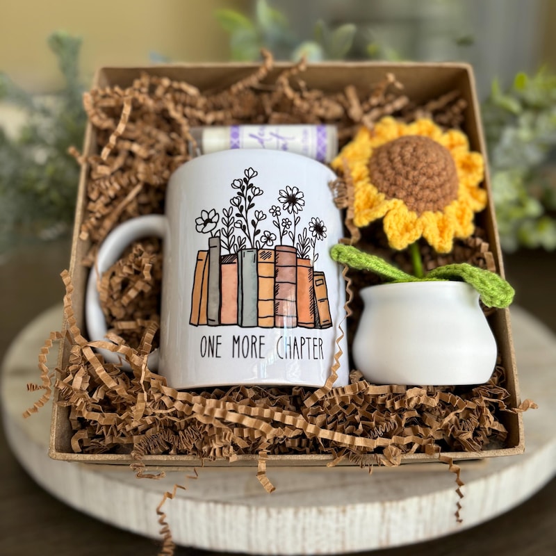 Bookworm Gifts - 60+ Gift Ideas for 2025