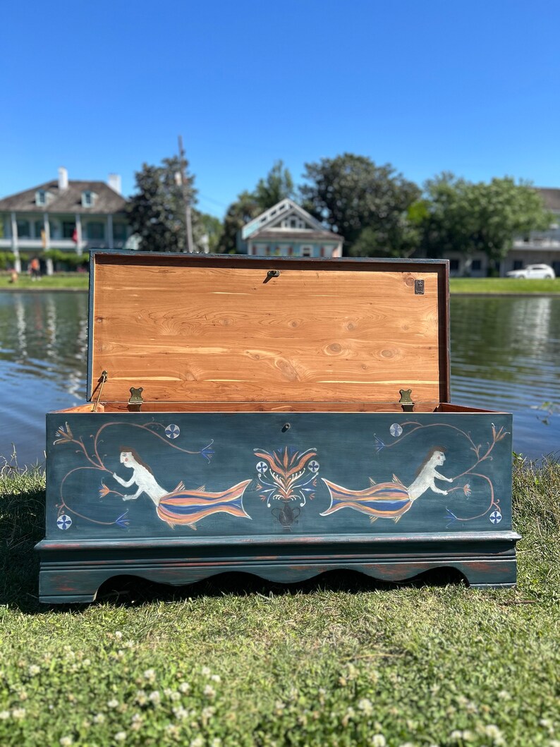 Example of My Work: Hand Painted Mermaid Chest - Etsy