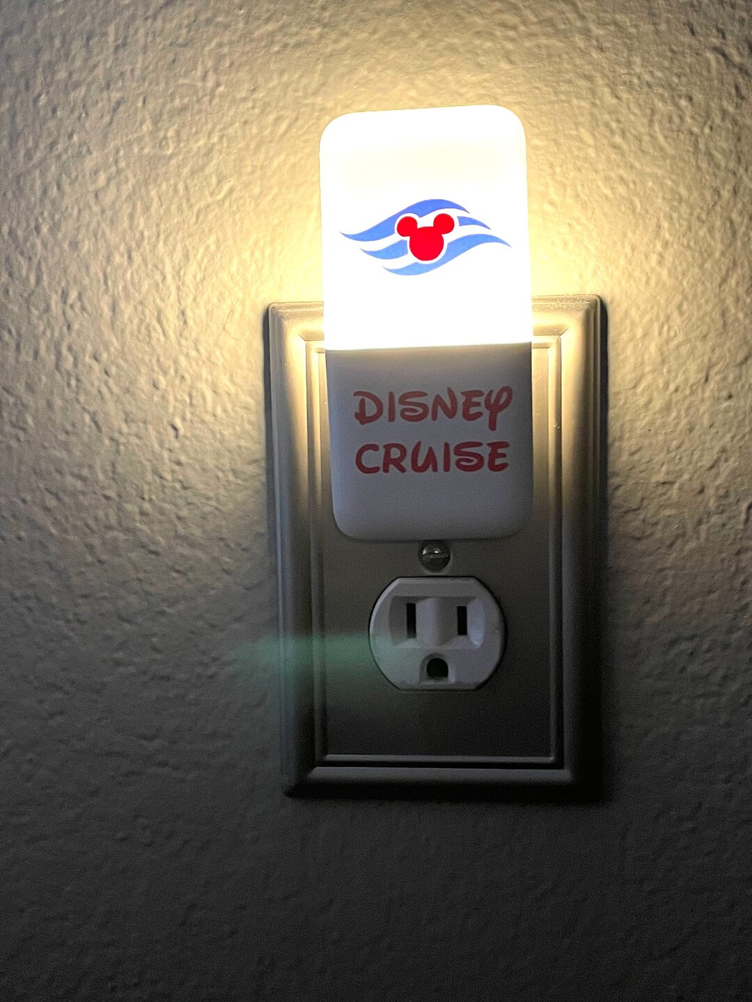 Disney Cruise Lin Night Li, Fish Extender, Keepsake - Etsy