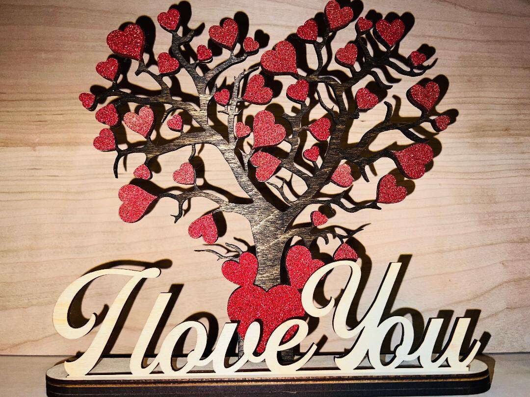 I Love You Heart Tree With Shimmering Red Glitter Hearts | Valentines ...