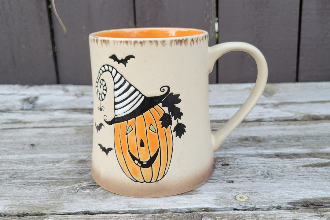 Large Halloween Jack O'lantern in Witch Hat Coffee/tea Mug, Spectrum ...