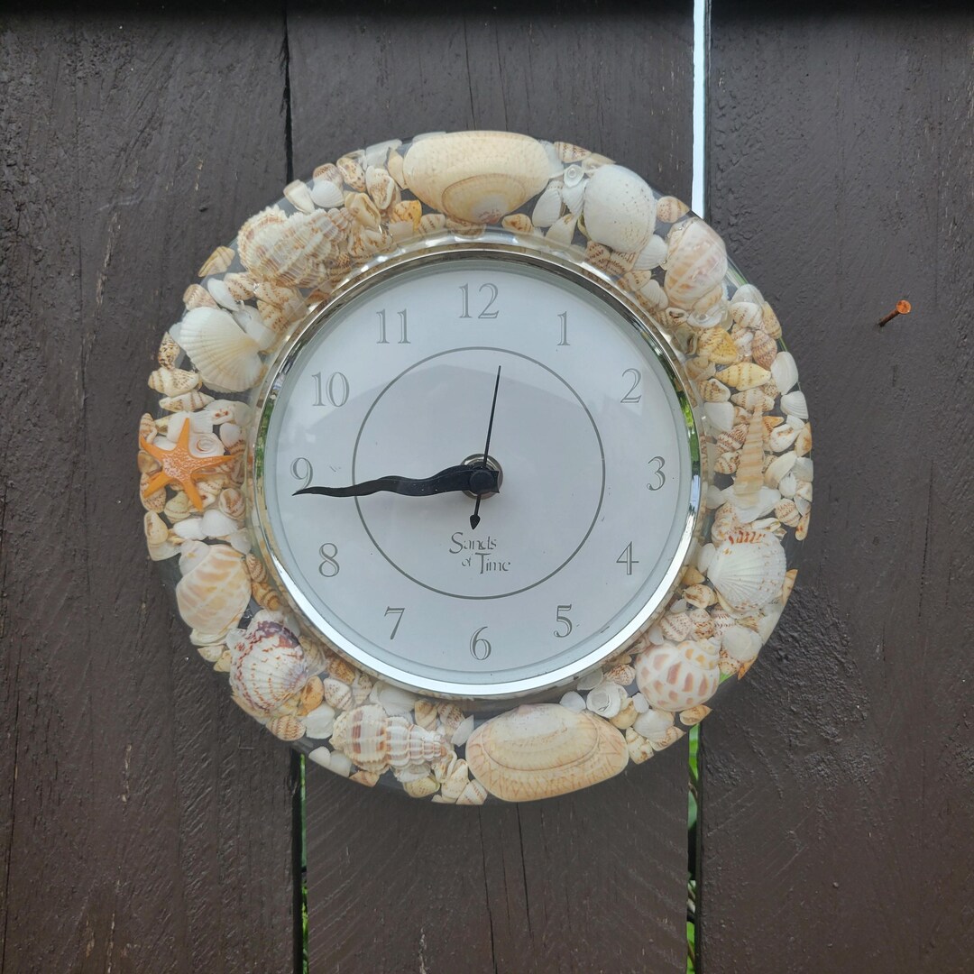 Vintage sands of Time Lucite Sea Shell Wall Clock, Battery Operated ...