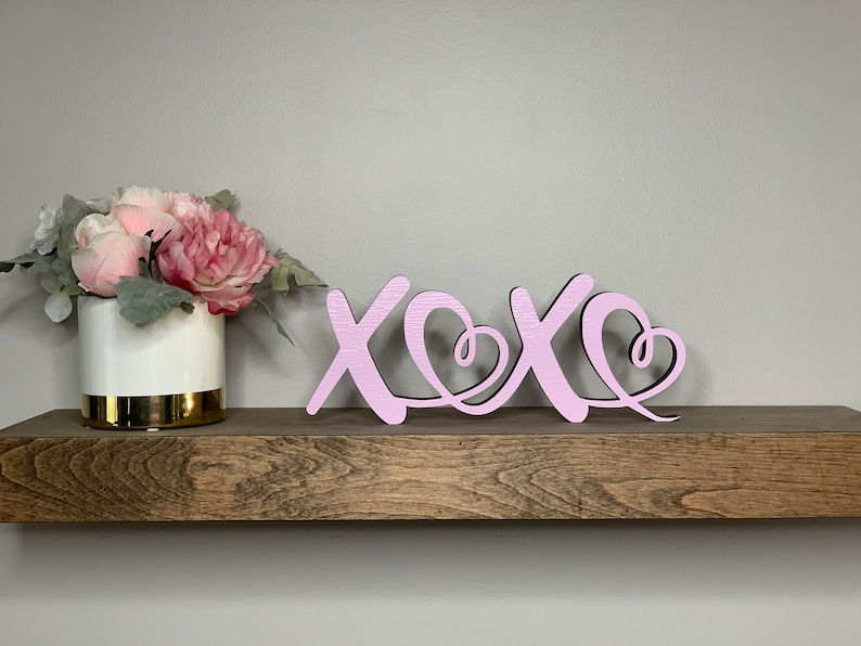 XOXO Wood Sign: Freestanding Shelf Decor - Etsy