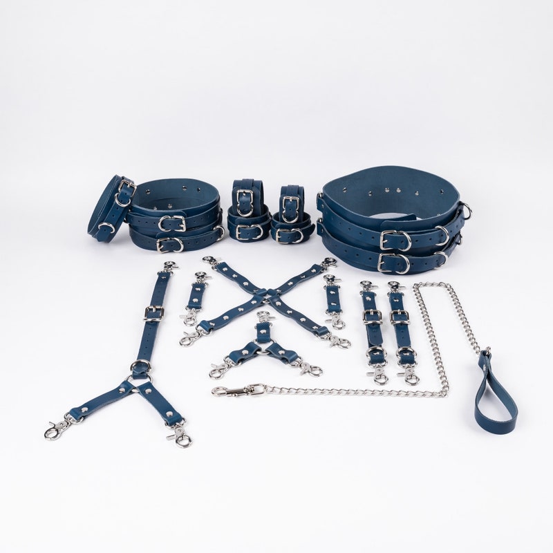 Stockade Restraint - Etsy