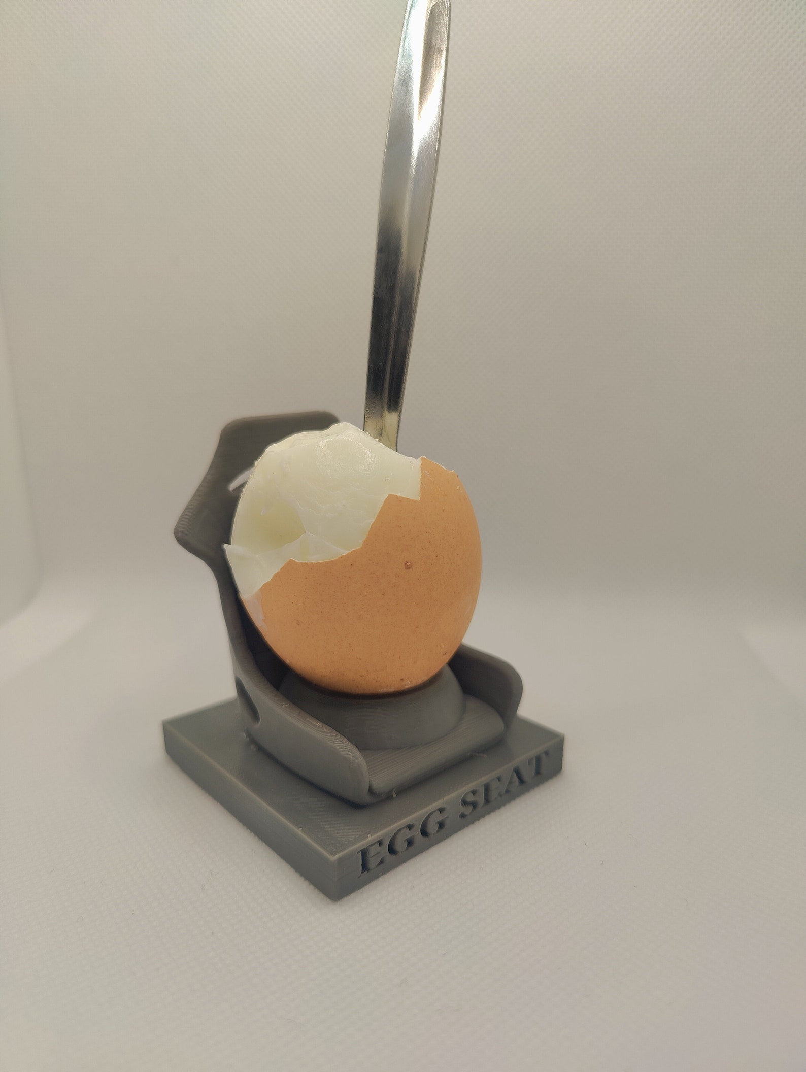 Egg Holder for Gamers, Gaming Egg Seat 3D Printed, Customisable Egg ...
