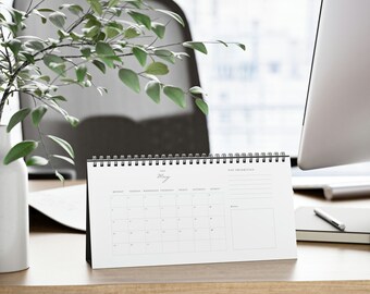 Free Standing Desk Calendar - Etsy UK