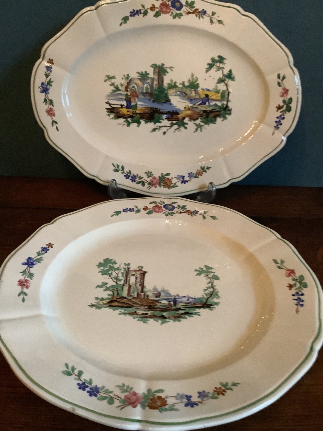 Gien Set of 2 Serving Dishes With Images of Ruins. - Etsy
