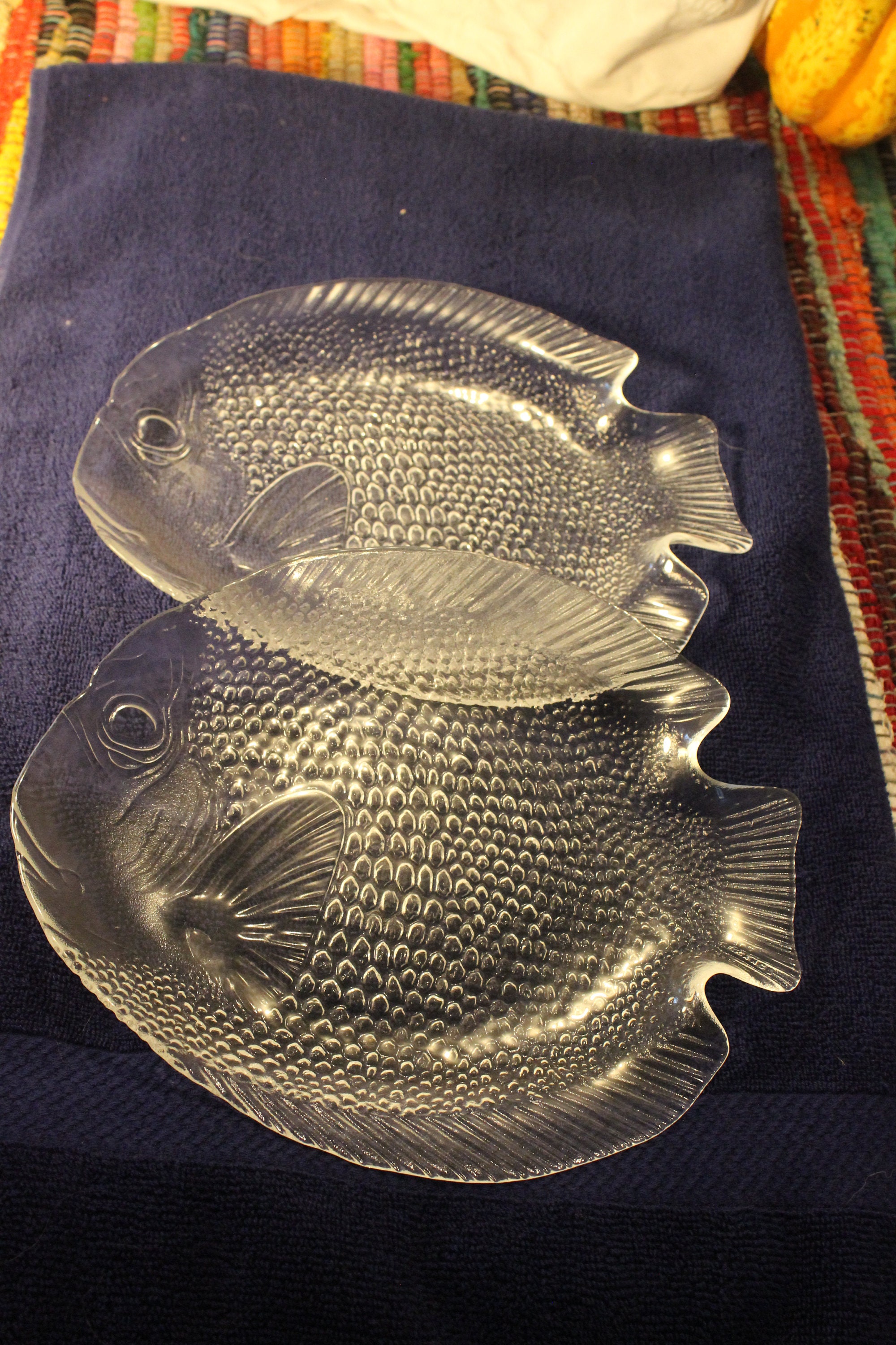 Pair of Clear Glass Fish Shaped Plates - Etsy