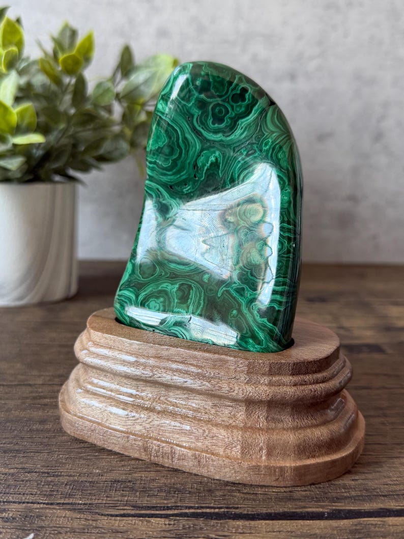 Malachite Freeform With Stand | Natural Malachite Statement Crystal ...