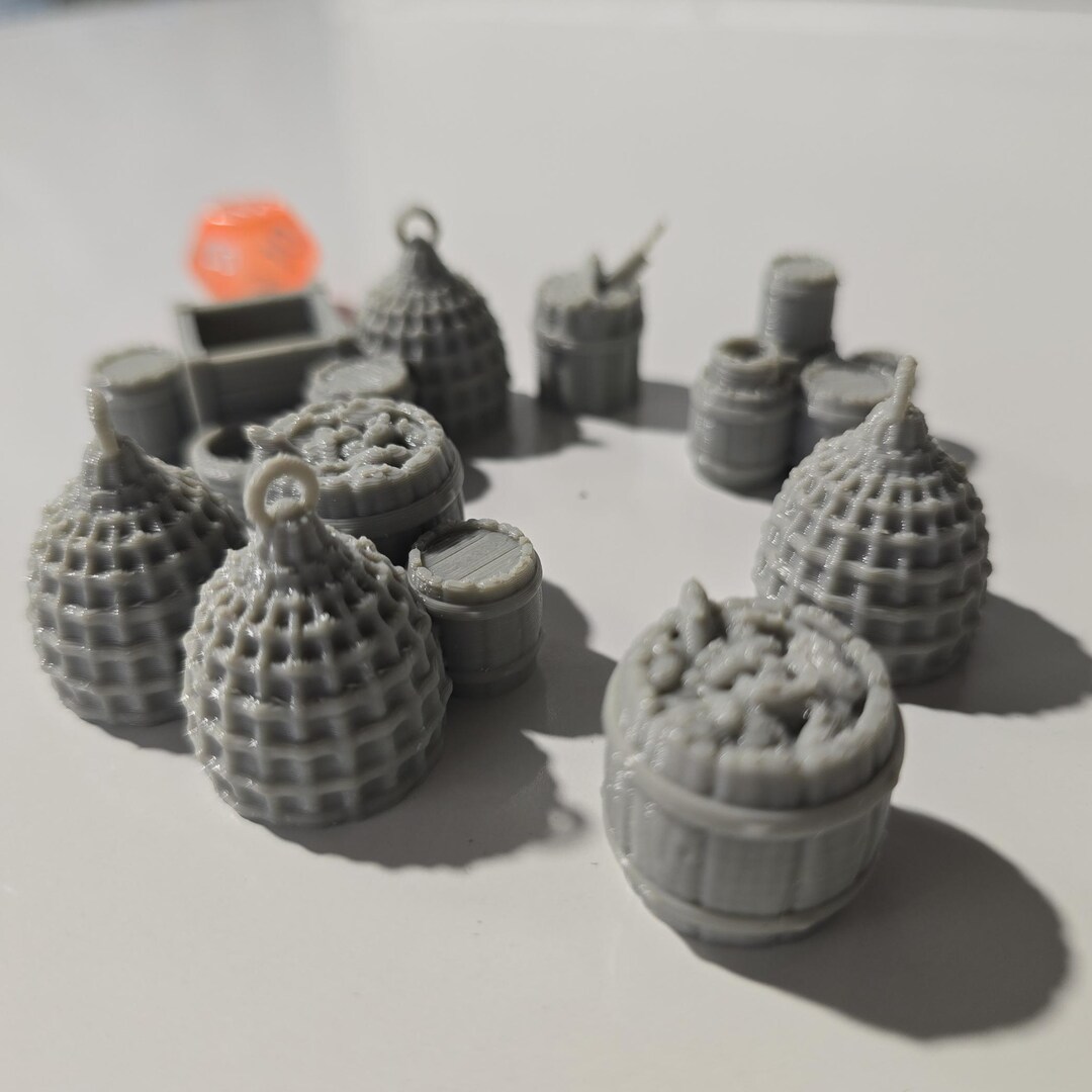 Wicker Baskets and Fish Traps Set: Medieval Market Miniature Terrain ...