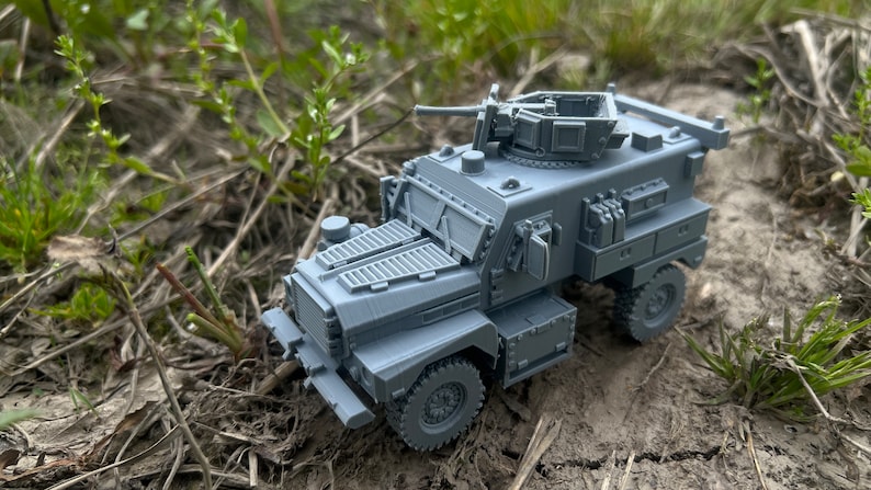 Cougar MRAP 4x4: Modern Military Armored Vehicle for Model Railroading ...