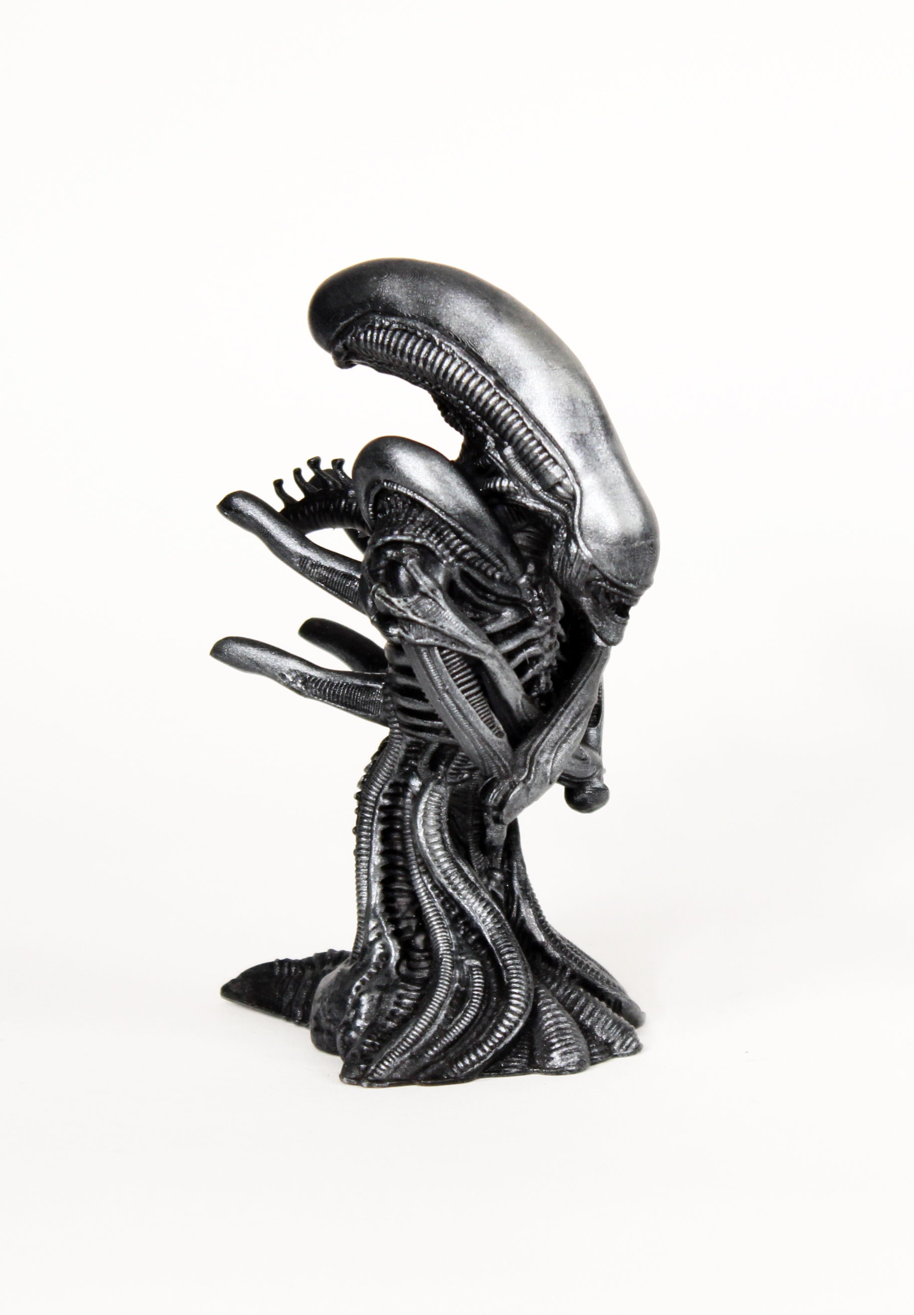 Alien Figure Collection, Alien Xenomorph Born Limited Edition Statue ...