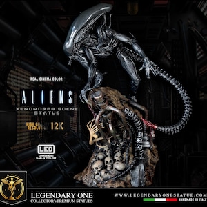 Alien Xenomorph Figure, Statua Alien Con LED, Diorama Alien, Box ...