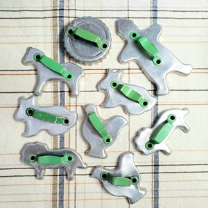 Vintage 1950s Tin Cookie Cutters Green Handle Old Metal Cookie Cutters ...