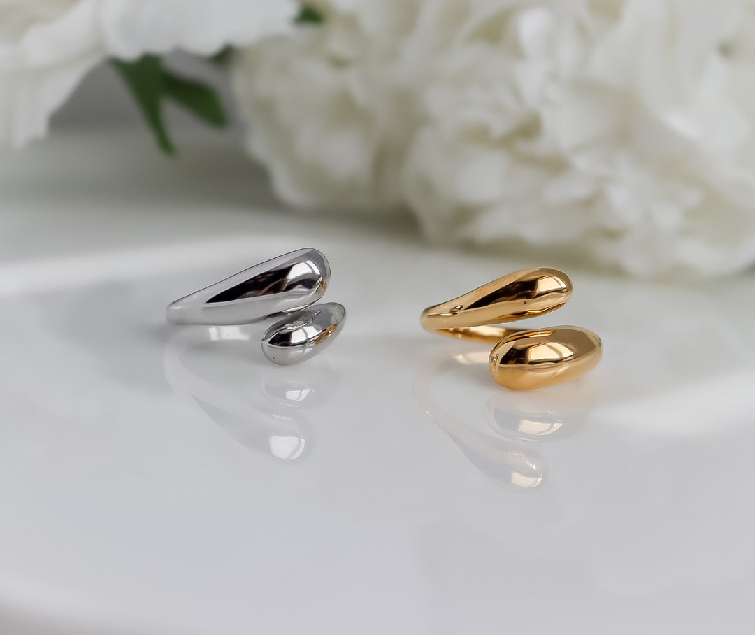 Bubble Hug Ring Hugging Hands Ring Gold Ring Love Hug Ring Love Hugging ...