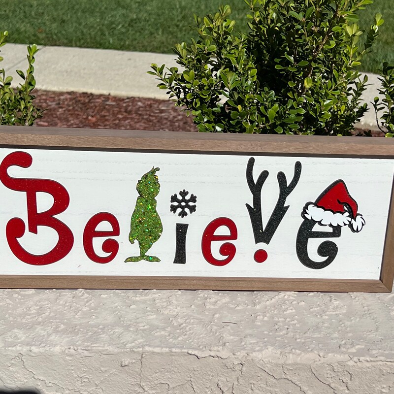 Grinch Sign - Etsy