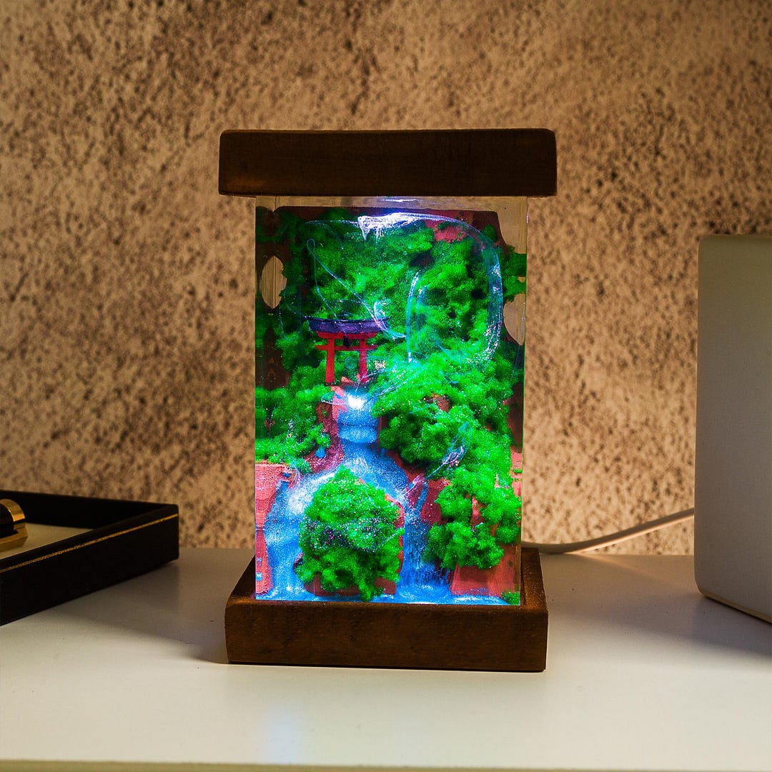 Japanese Torii Gate Epoxy Resin Lamp, Custom Diorama Resin Lamp, Resin ...