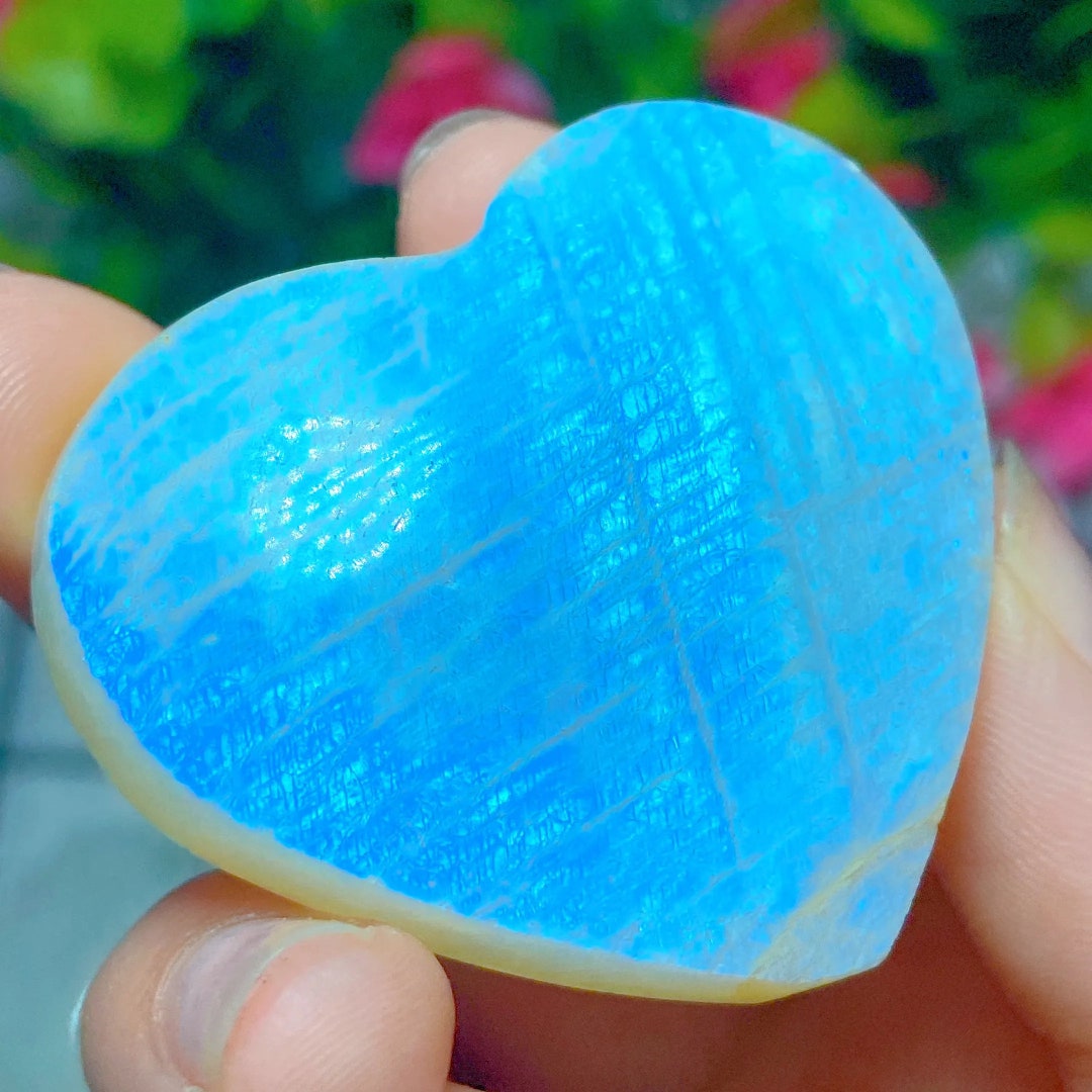 Rare Blue Sheen Moonstone Crystal Heart, Jewelrylous White Moonstone ...