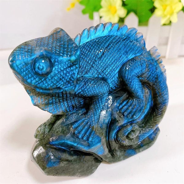 Gecko Figurine - Etsy Australia