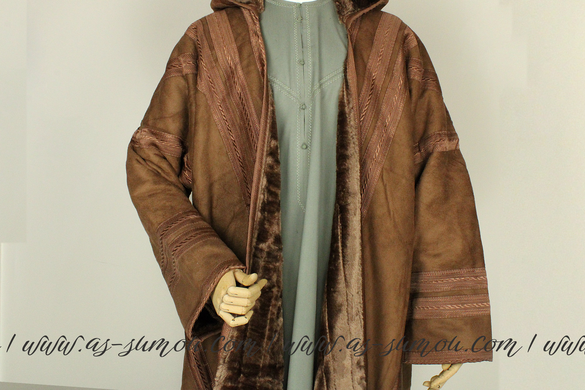 Brown Mens Farwa With Hoodie Bisht Arabian Coat Fur Lined Warm Winter ...