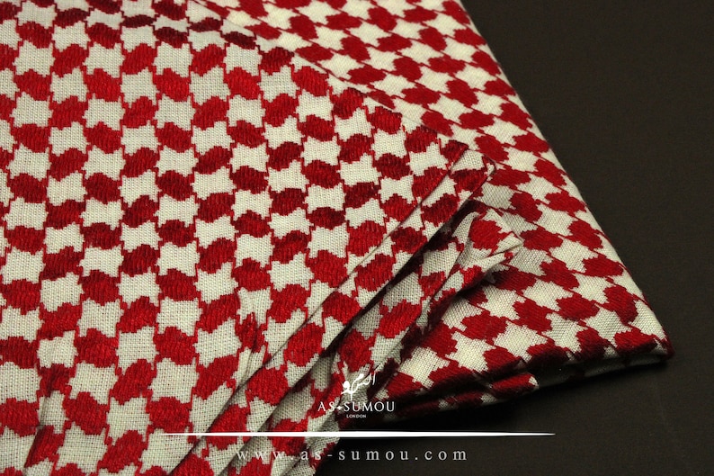 Very Rare Authentic Premium Red and Cream Saudi Shemagh Classic Scarf ...