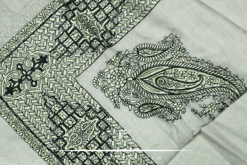 Authentic Light Grey Omani Massar Embroidered Scarf Amazing Keffiyeh ...