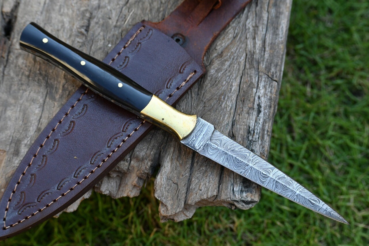 Damascus Steel Boot Hunting Knife With Brass Bolster & Bull - Etsy