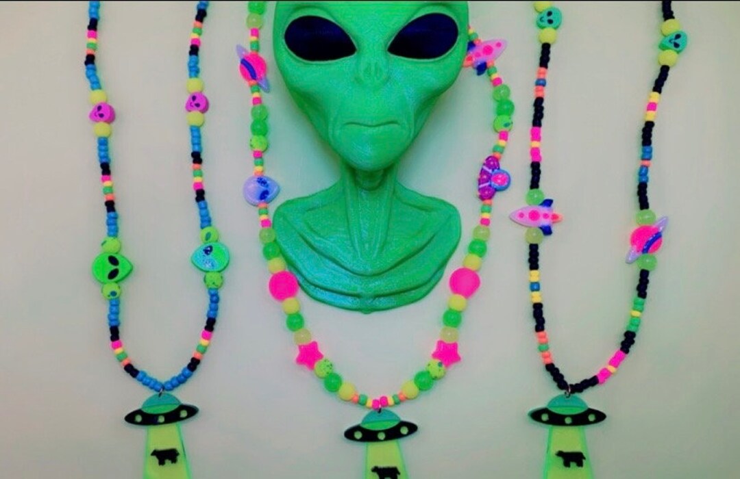 Alien Jewelry, Alien Necklace, Beaded Home Made Necklace, UFO, Alien ...
