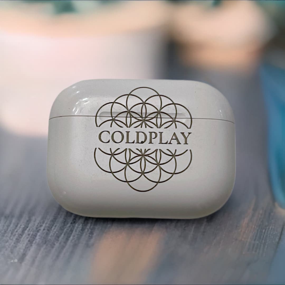 Custom Engraved AirPod Pro 2 Headphones: Laser Personalized Apple Airpods - Etsy
