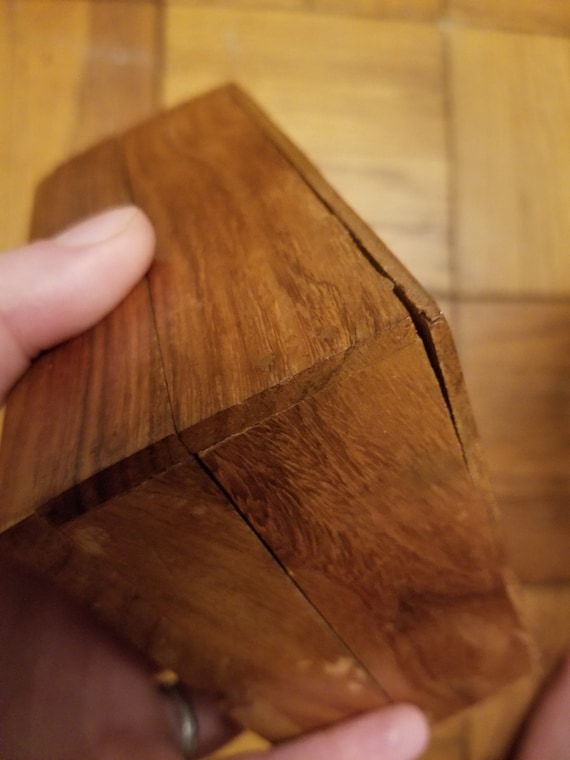 Small Vintage Open Carved Wooden Storage Box With Lif… - Gem