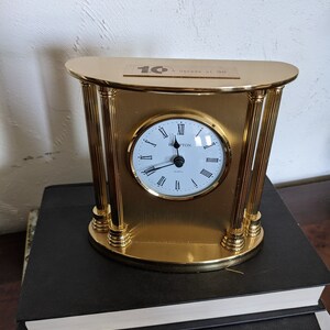 Hampton Quartz Vintage Mantle Clock - Etsy
