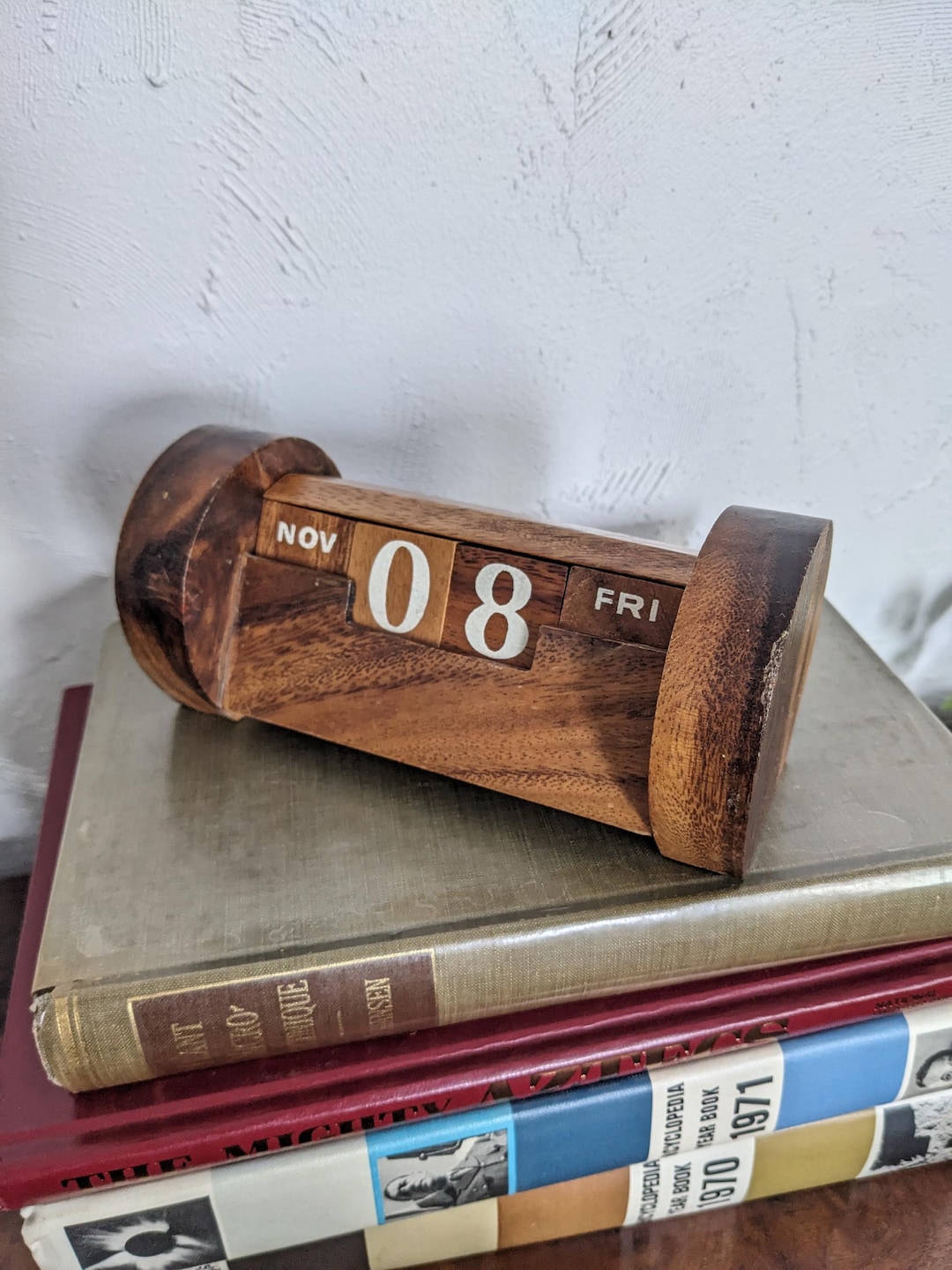 Vintage MCM Wooden Perpetual Desk Calendar - Etsy