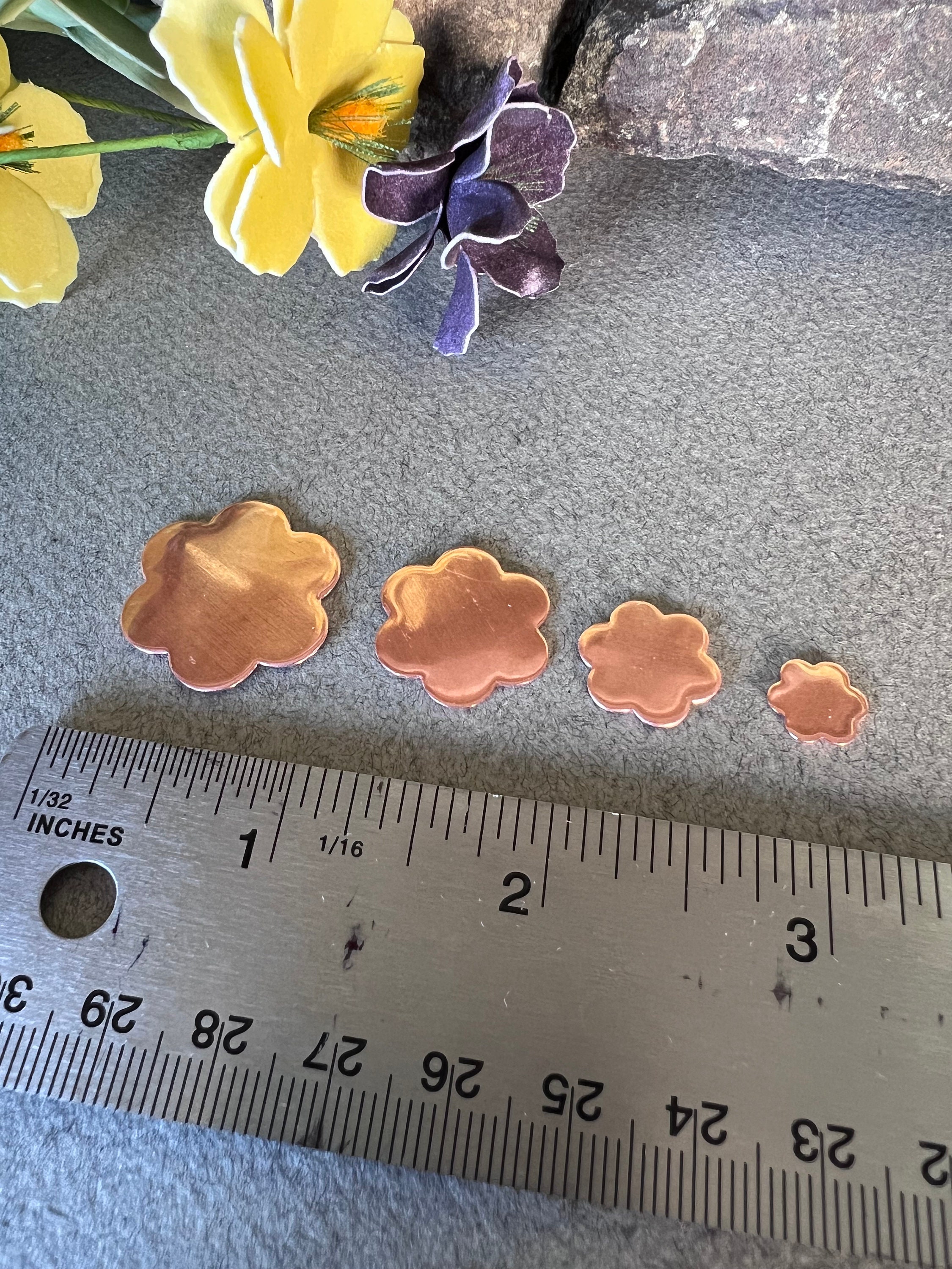 12 Count or 20 Count PACK 4 Sizes SOLID Flower Copper Blank - Etsy