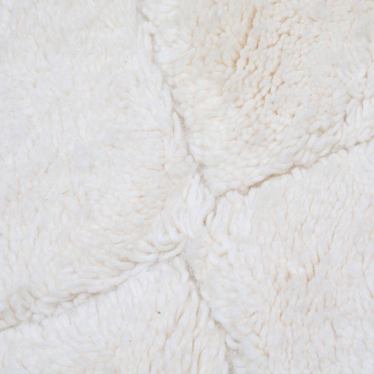 Handmade Natural Wool Rug Luxurious White Moroccan Rug Eco-friendly ...