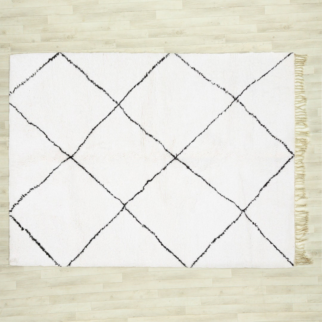 Black and White Moroccan Rug | Black and White Diamond Rug | Black and ...