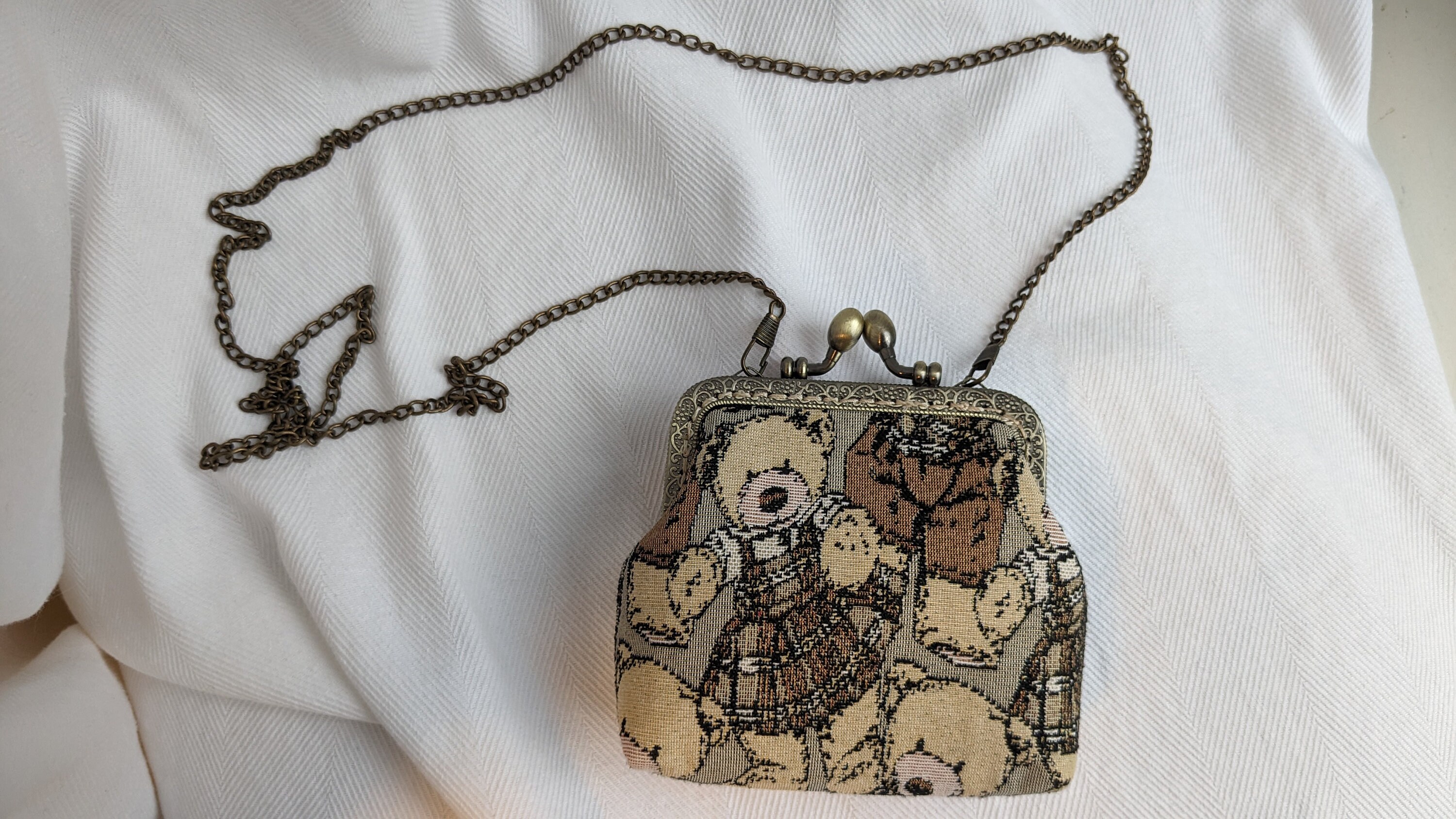 Retro Coin Purse, Bear / Bird pinecone /kiss Clasp Pursegift for Her ...