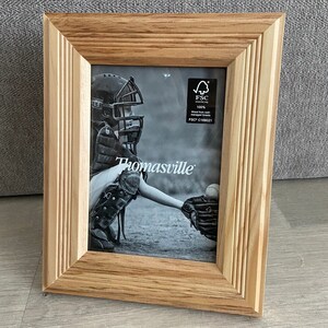 Natural Wood 5x7 Inch Carved Picture Frame,hanging Thomasville 5x7 Inch ...