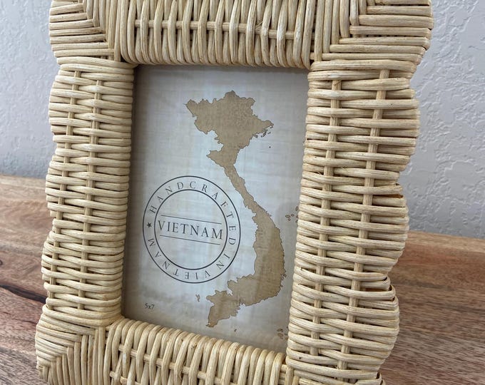 Natural Handwoven Rattan 5x7 Photo Frame Table Decor,unique Scalloped ...