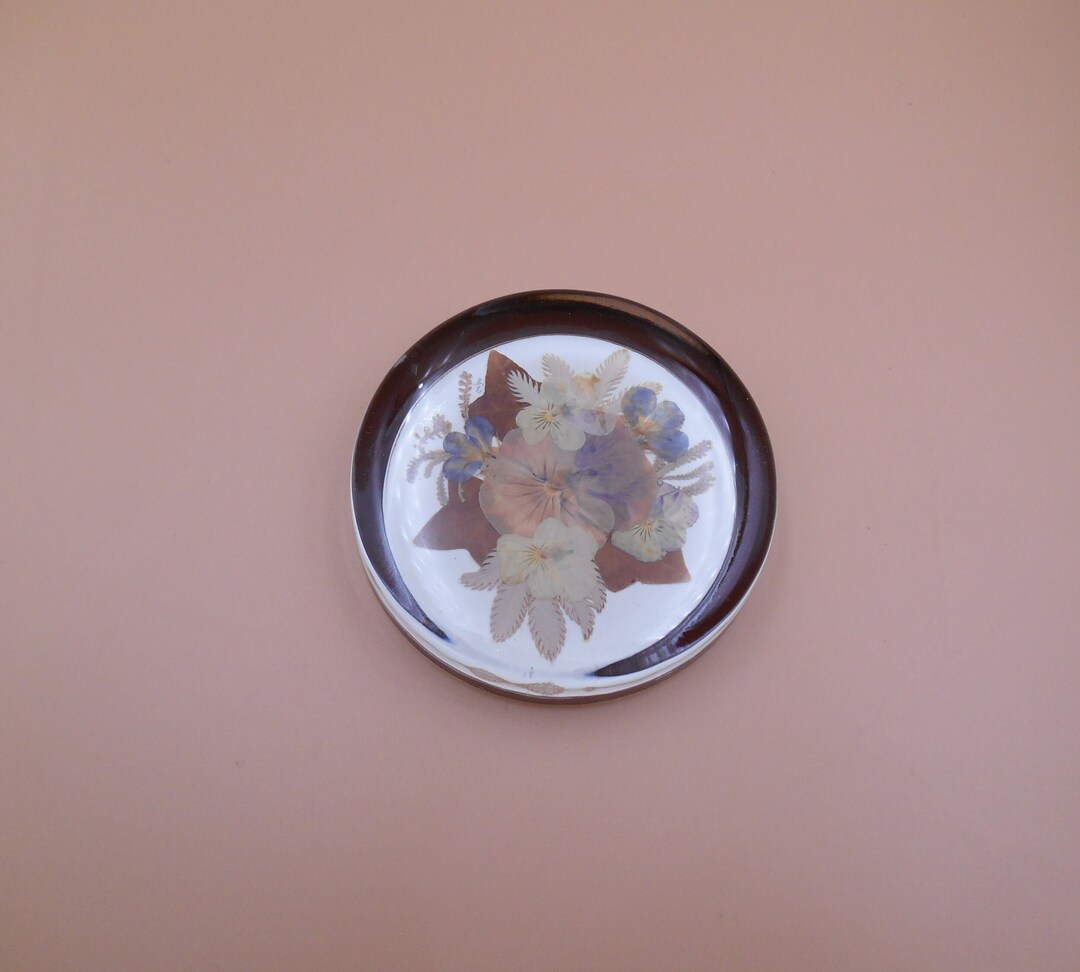 VINTAGE Glass Paperweight Dried Flowers Round Signed With Felt Brown ...