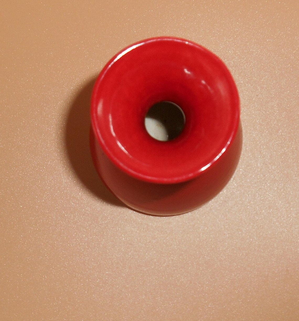 Little Shirley Bud Vase Hot Tamale/red MATERIAL GOOD Signed LB Lauren ...