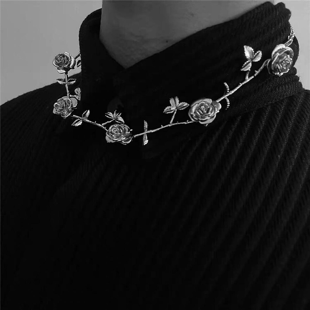 French Retro Rose Thorn Necklace Old Ins Concave Shape Niche Design ...