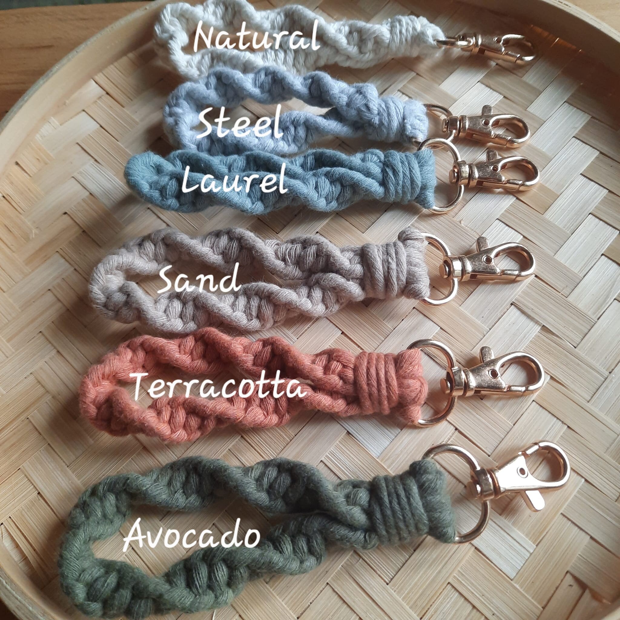 Macrame Fingerlet/ Macrame Spiral Key Chain/macrame Key Charm/ - Etsy