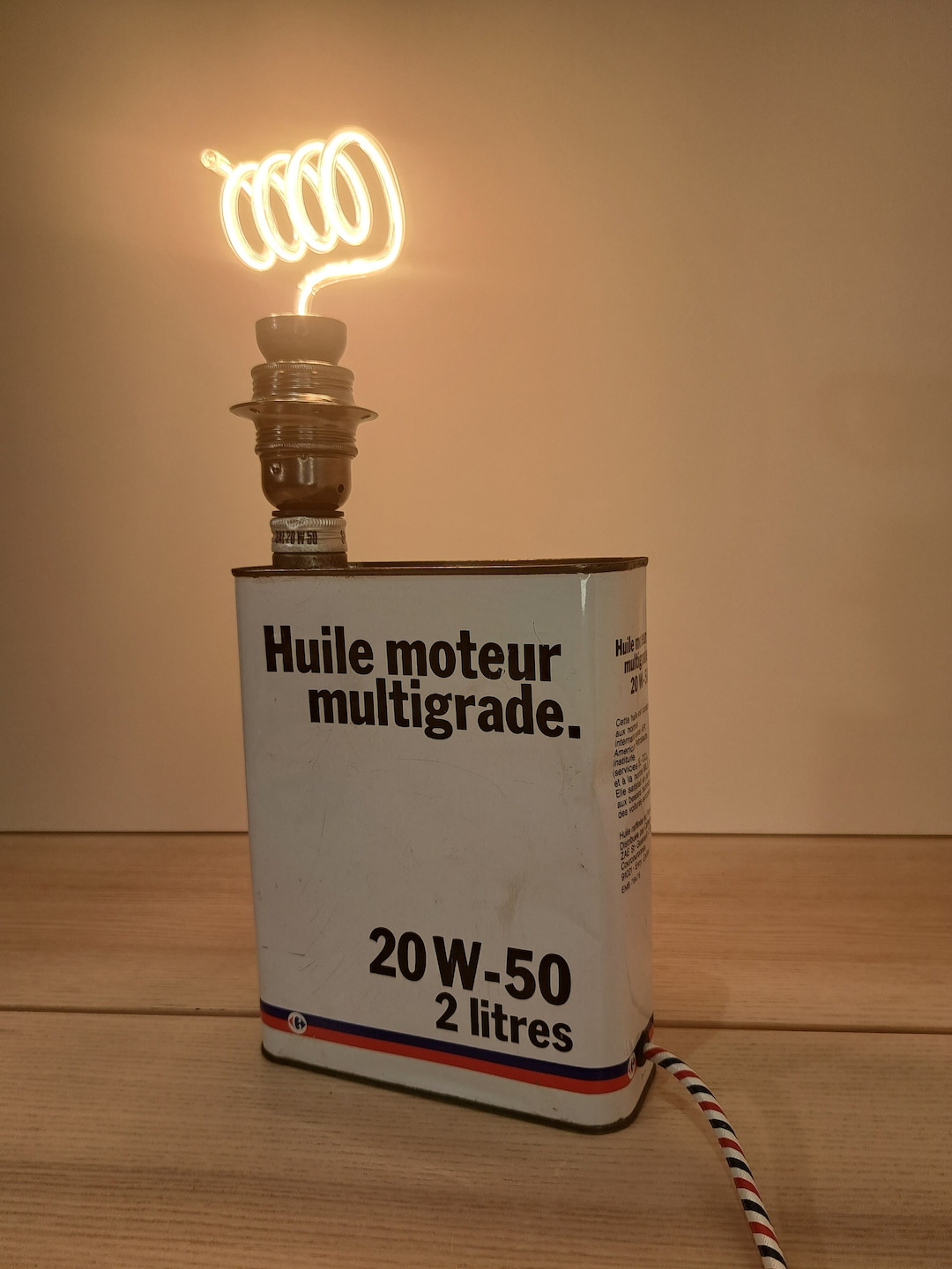 Oil Can Vintage Lamp - Upcycling - Table Lamp From Old Oil Can ...