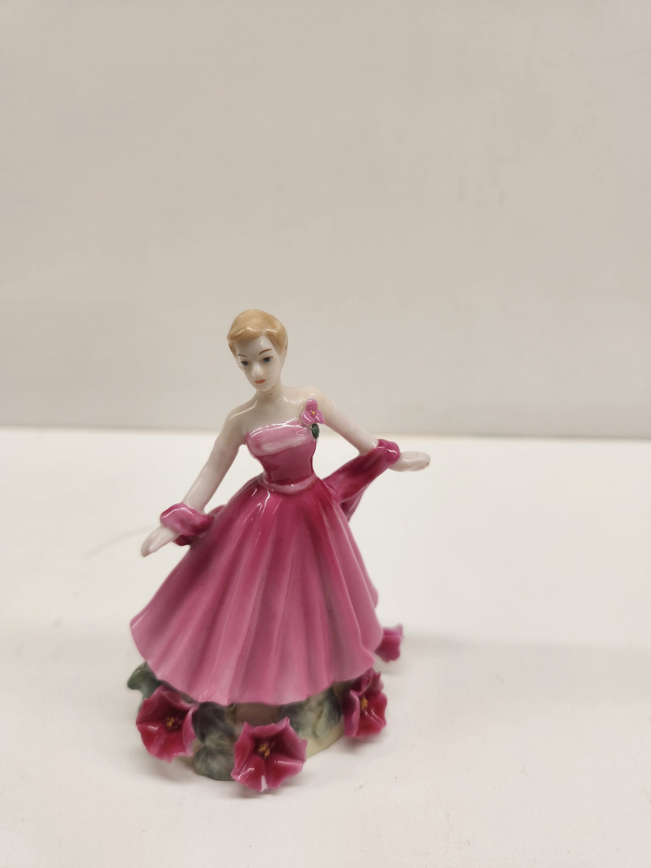 Old Tupton Ware 2 Piece Dancing Lady - Etsy